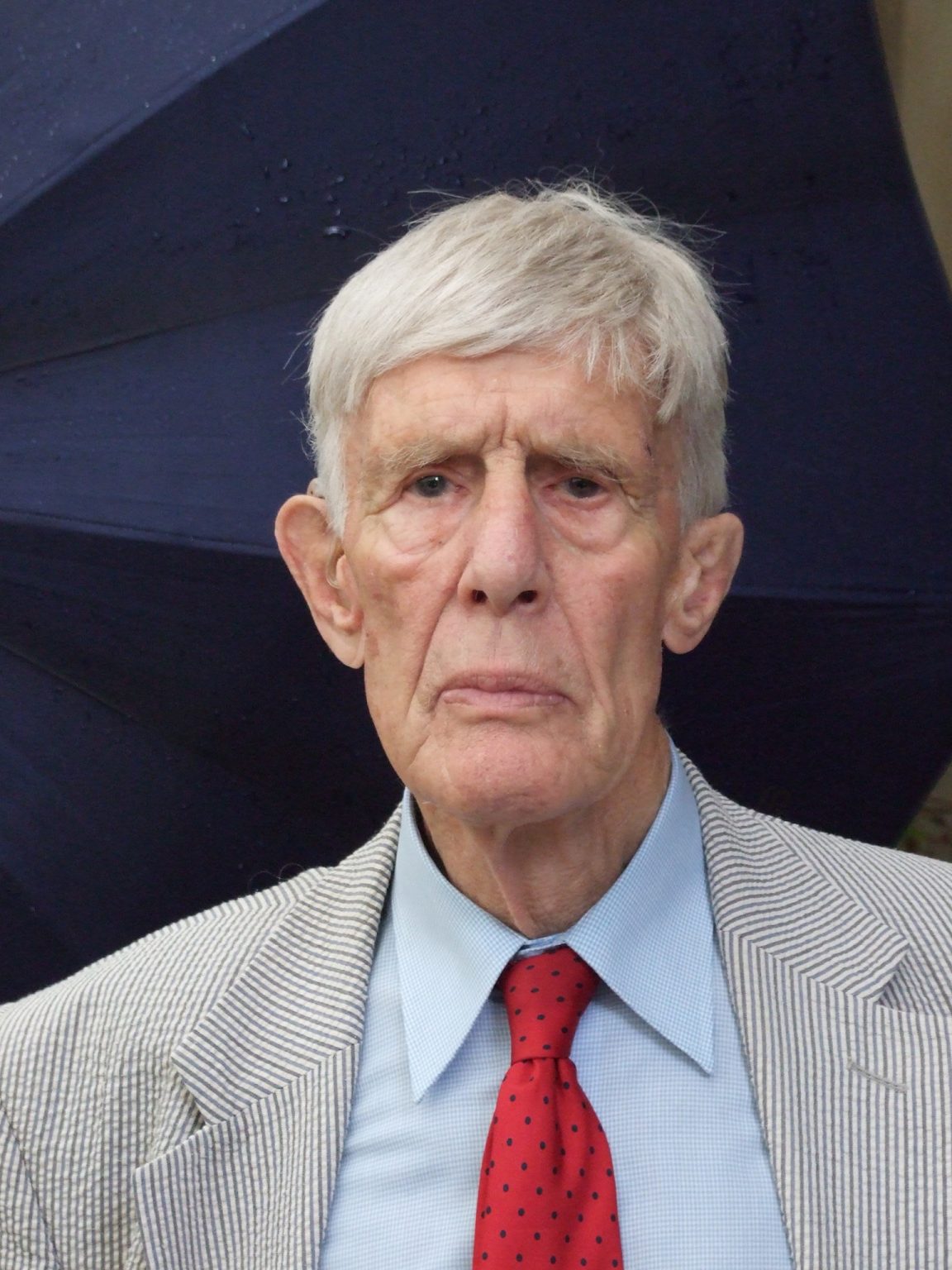 Everything You Need to Know About the Mewing Craze - Nspirement