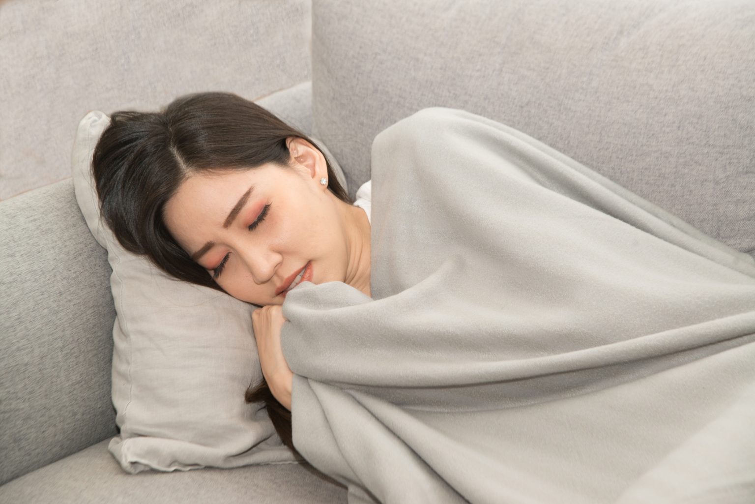 What Is ‘Dampness’ and How to Treat This Debilitating Condition