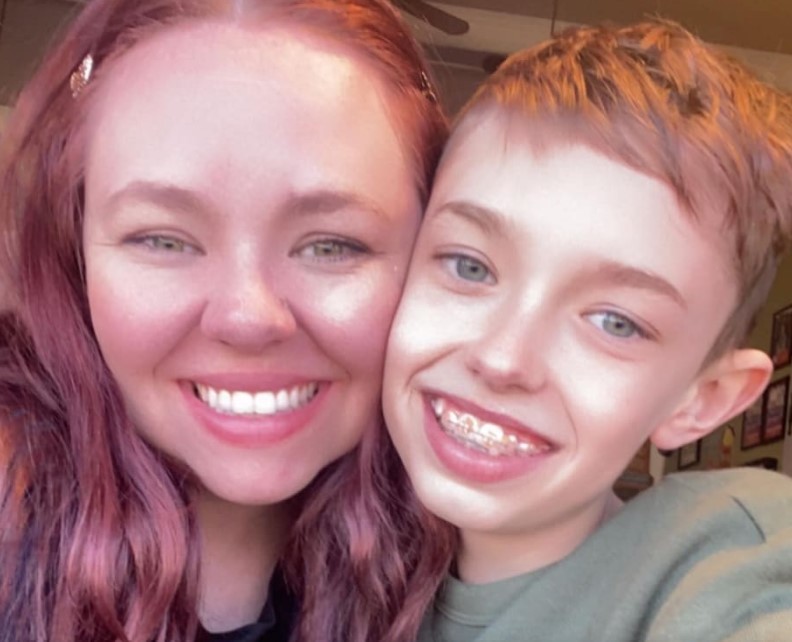 Bullied Sixth Grader Has His Yearbook Signed by Older Students After ...