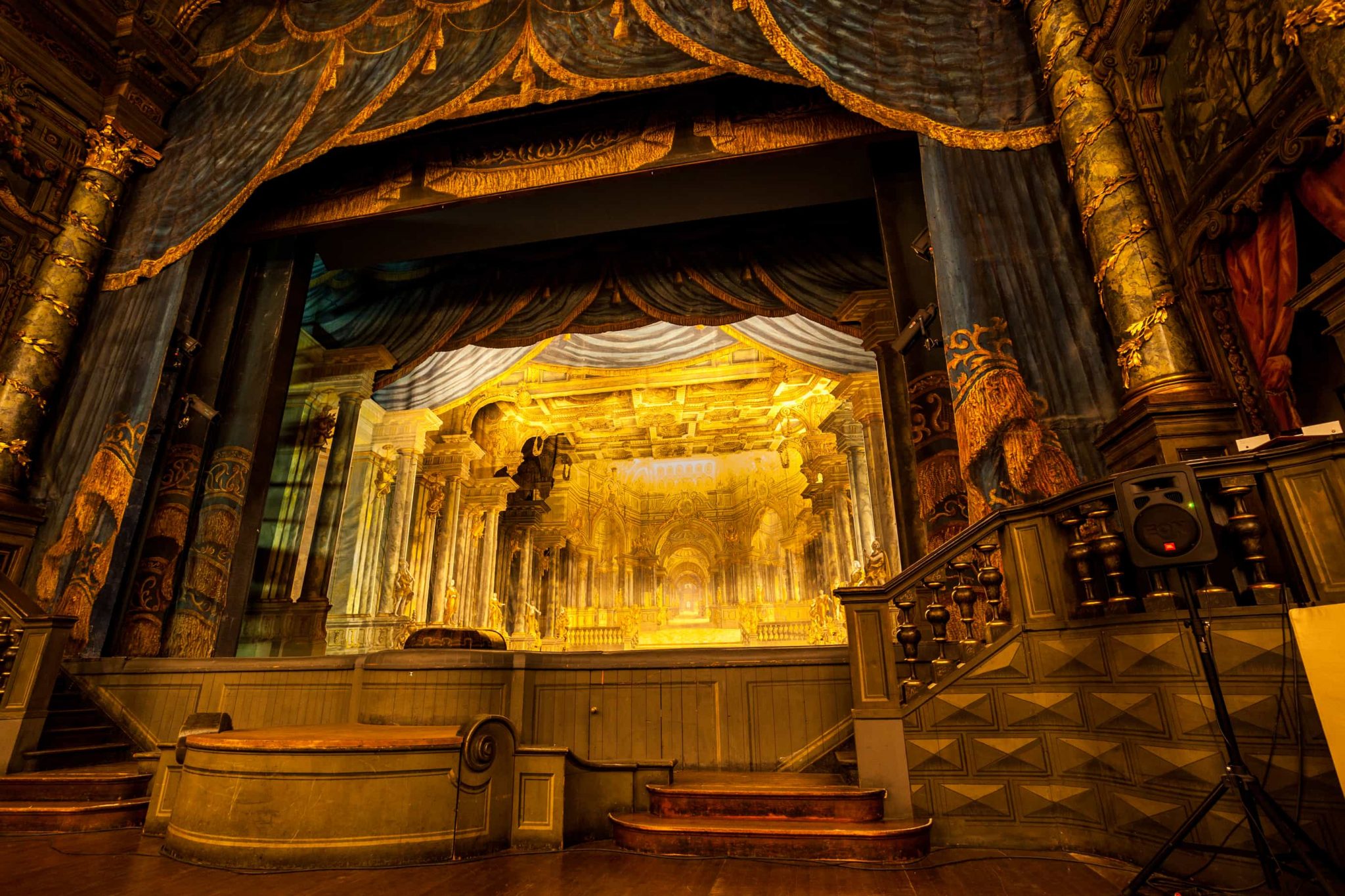 Dazzling Art and History: The 300-Year-Old Baroque Margravial Opera ...
