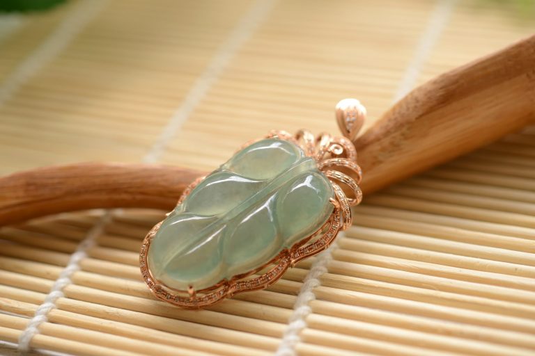 How to Tell if Jade Is Real in 5 Easy Steps - Nspirement