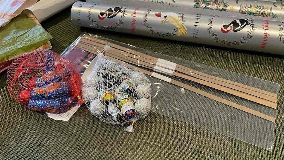 Christmas Bon Bons Are Easy To Make! - Nspirement