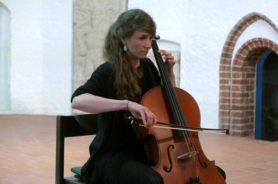 The Girl Who Set Out to Build a Cello in 100 Days - Nspirement
