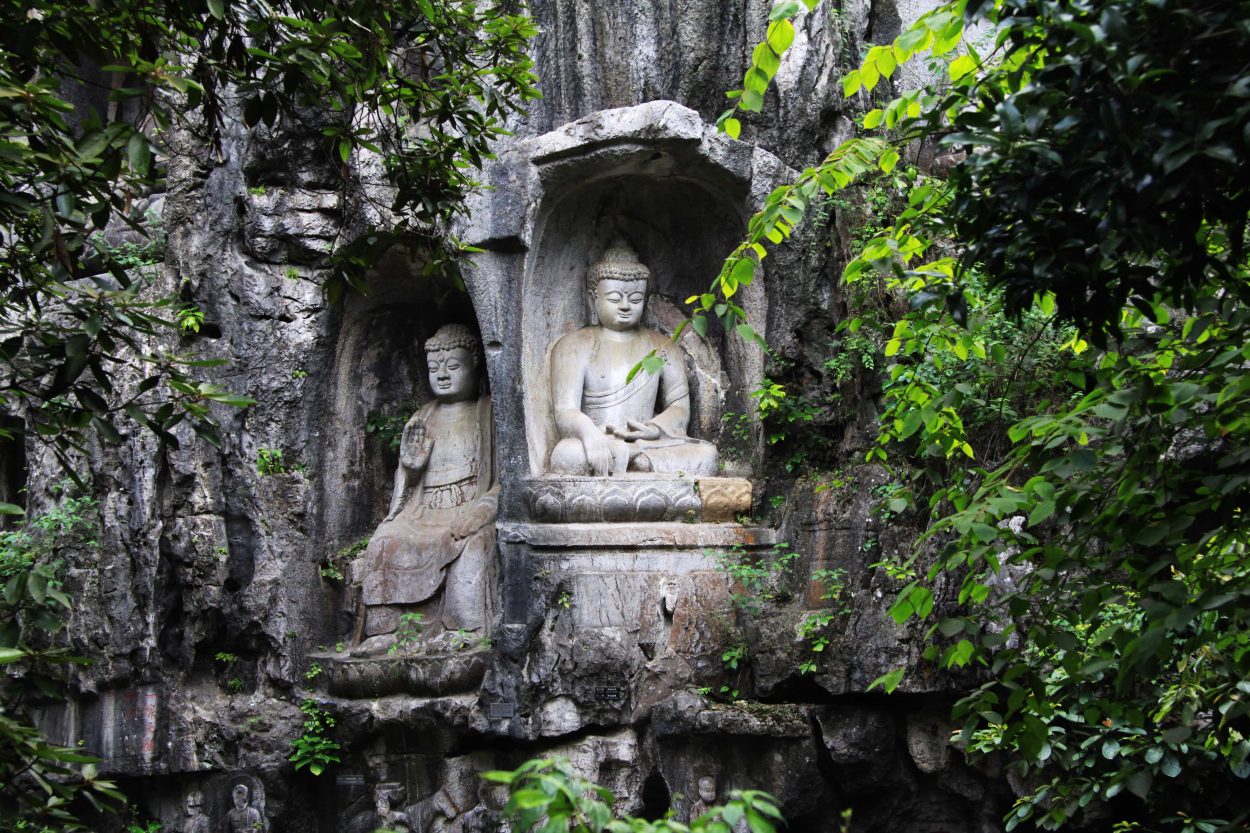 Story from Ancient China: The Flying Mountain - Nspirement