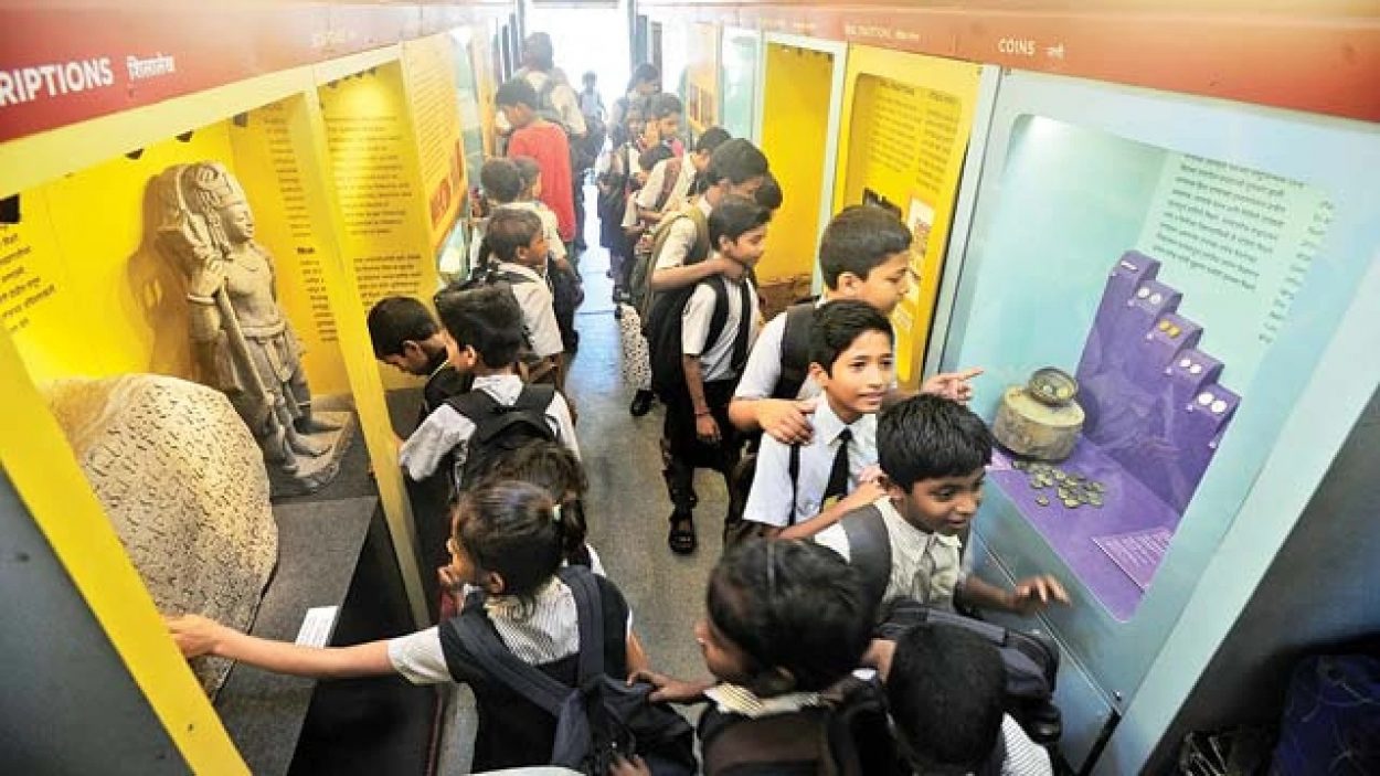 Museum on Wheels: Igniting the Spark of Curiosity in Children - Nspirement