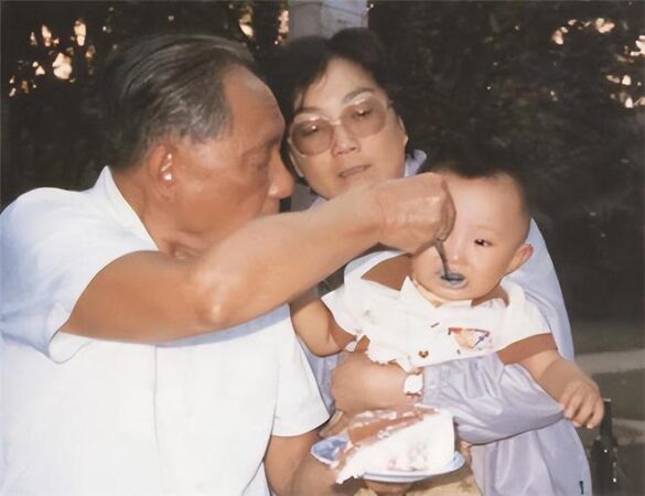 Rising Princeling Deng Zhuodi: Deng Xiaoping’s Grandson - Nspirement