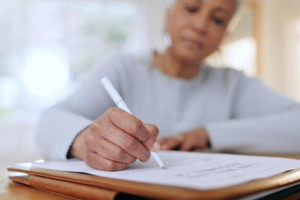 Premonitions of Death: Mysterious Signs and Scientific Insights ...