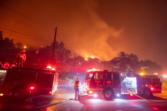 Miraculous Survival: Homes Unscathed Amid California Wildfires - Nspirement